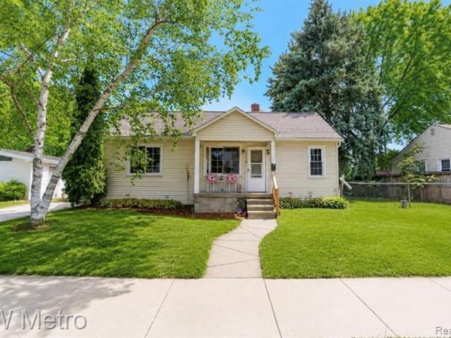 1406 Rosewood St, Ferndale, MI 48220