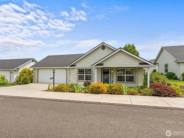 1406 Stillwaters Ave, Centralia, WA 98531
