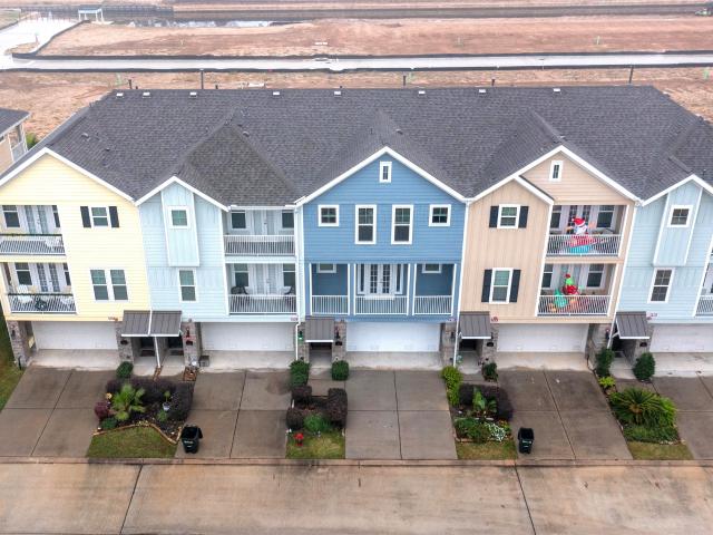 1406 Veranda Mist, League City, TX 77573 | MLS #71218 | Compass
