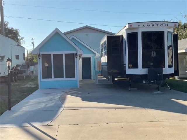1406 W Corpus Christi St, Unit 18, Rockport, TX 78382 | MLS #465214 | Compass