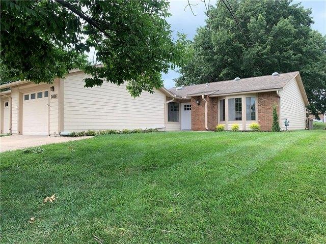 1406 W Stone Blvd, Raymore, MO 64083