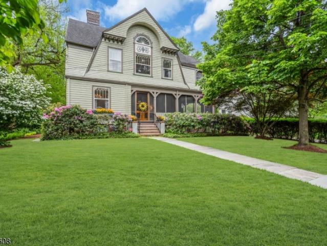 1406 Watchung Ave