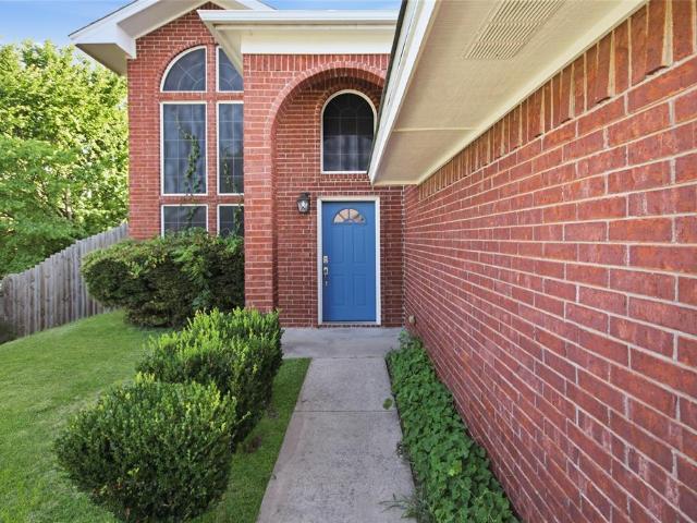 1406 Westbriar Drive