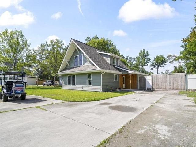 1406 Winddrift Ct, Surfside Beach, SC 29575