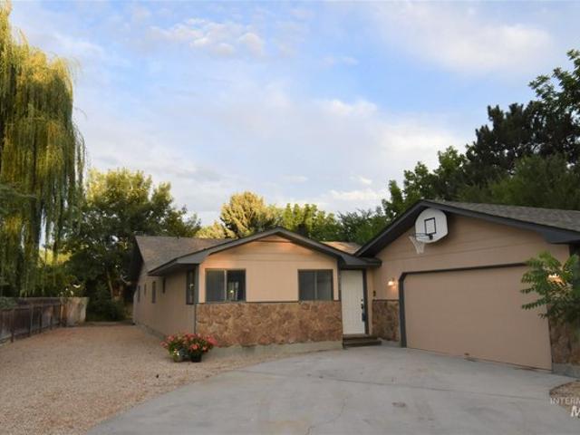 14072 Donald Dr, Nampa, ID 83651
