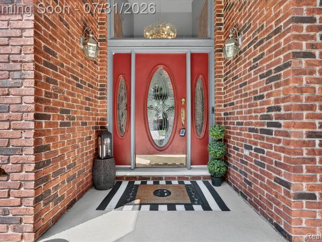 14075 Middlebury