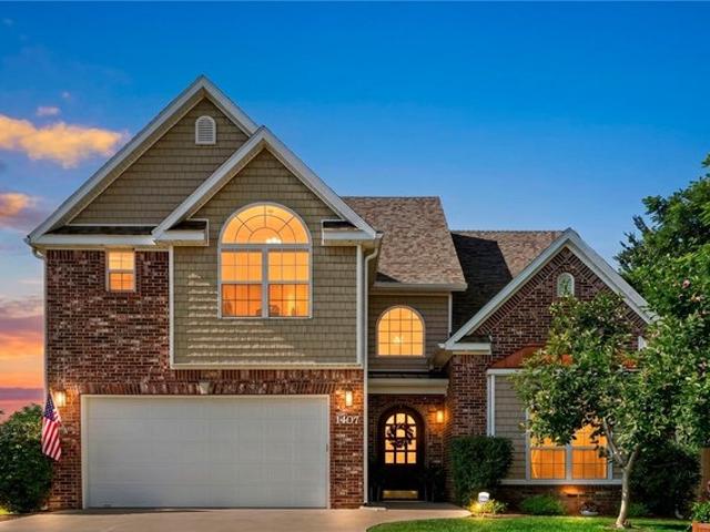 1407 NW 3rd St, Bentonville, AR 72712
