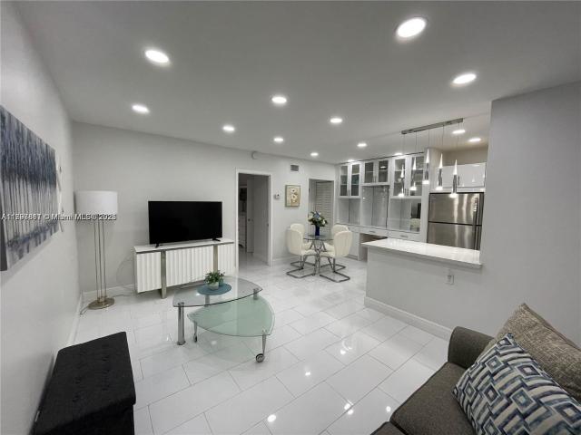 1407 NE 56th St, Unit 103, Fort Lauderdale, FL 33334 | MLS #A11797 | Compass