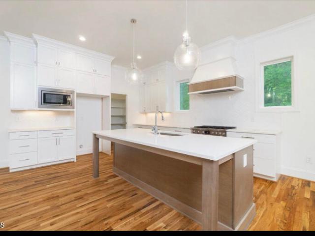1407 Onslow Road