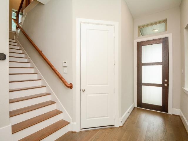 1407 Arkley Way