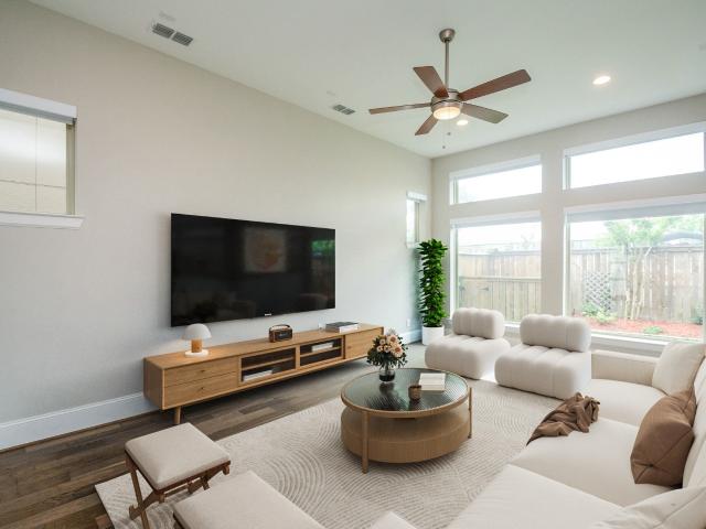 1407 Arkley Way