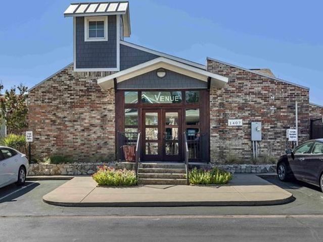 1407 Bernard St, Denton, TX 76201