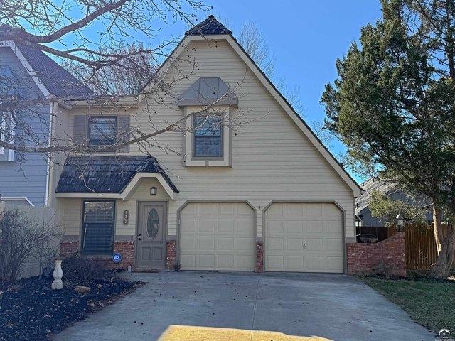 1407 Brighton Cir, Lawrence, KS 66049