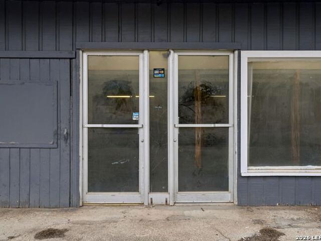 1407 Broadway