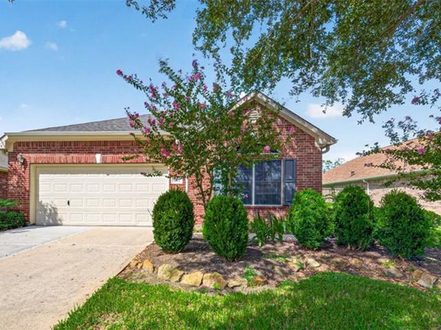 1407 Capri Place Ln, Pearland, TX 77581