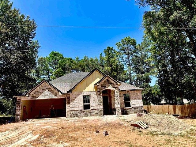 1407 Creekwood Ln, Longview, TX 75602