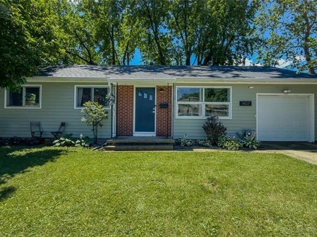 1407 E Fairlawn Dr, Urbana, IL 61801