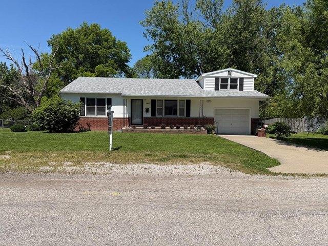 1407 E McPherson St, Kirksville, MO 63501