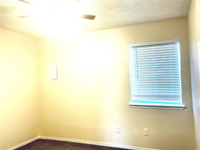 1407 Glen Oaks Court # 2