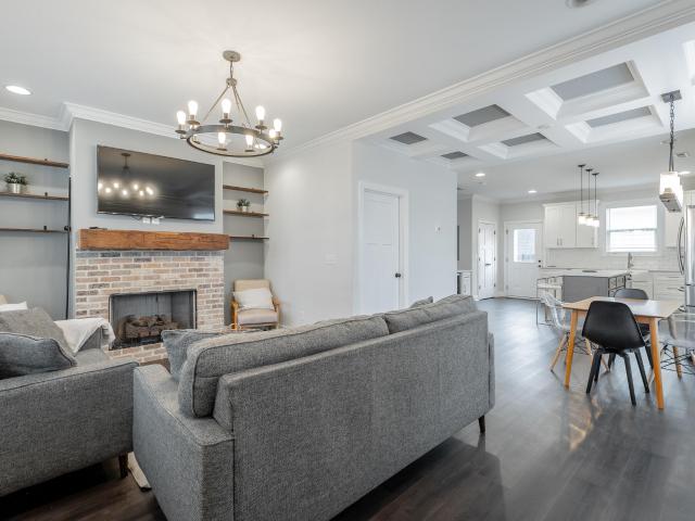 1407 Park Avenue