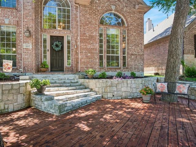 1407 Rollins Drive