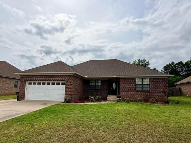 1407 Sydney St, Searcy, AR 72143