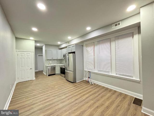 1407 S 54Th Street