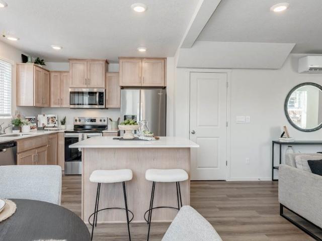 1407 SE Rosefinch AVE
