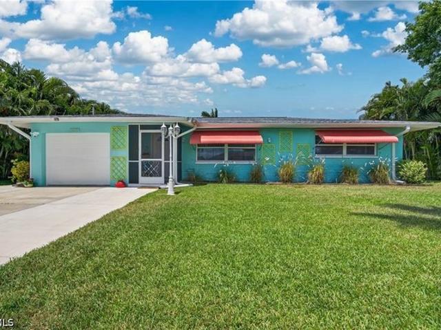 1407 SE 30th St, Cape Coral, FL 33904