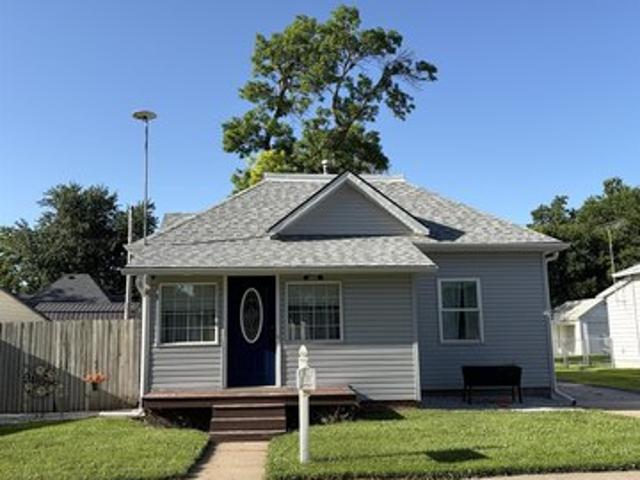 1407 W 4th St, Hastings, NE 68901