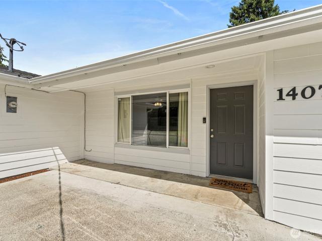 1407 58th Avenue NE