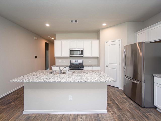 14086 Sharktooth Hill Lane