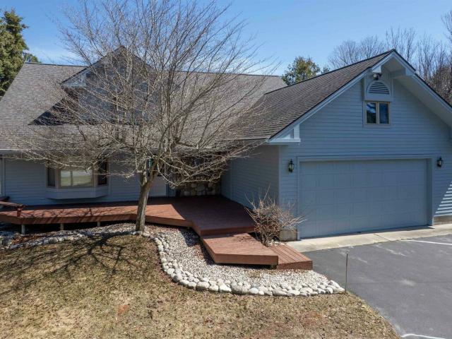 14088 Bluff Road, Traverse City, US, MI