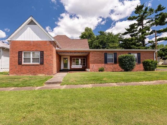1408 McHaney St, Eldorado, IL 62930