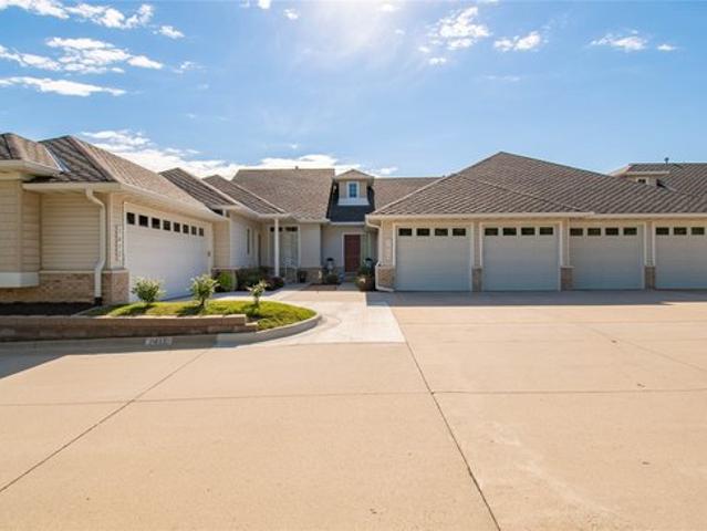 1408 NW 141st St Unit 8, Clive, IA 50325