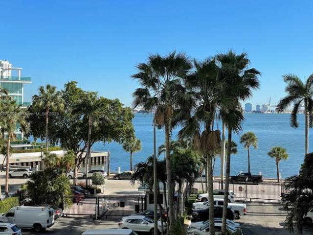 1408 Brickell Bay Dr #415, Miami, FL 33131