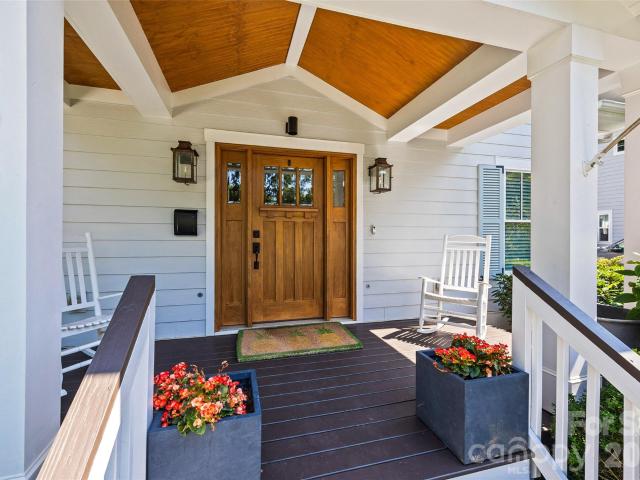 1408 Cortland Road W
