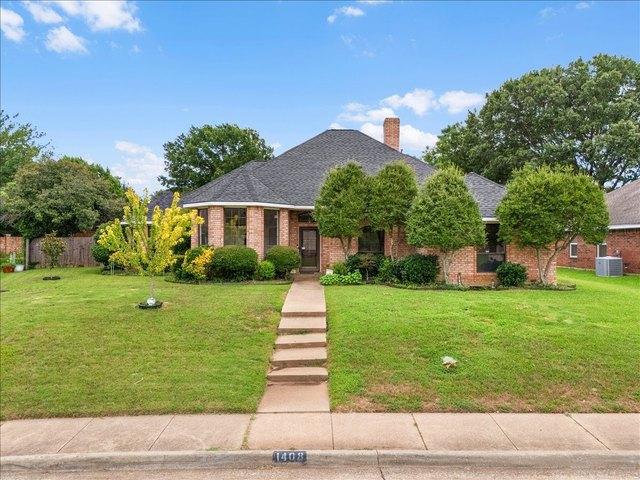 1408 Frenchmans Dr, Desoto, TX 75115