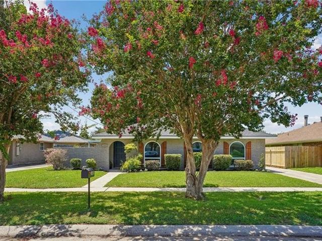 1408 Houma Blvd, Metairie, LA 70001