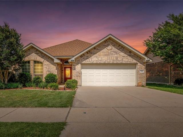 1408 Lauren Ln, Granbury, TX 76048