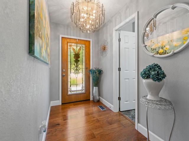 1408 Lee Place