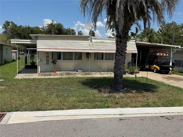1408 Ridge Rd, Tavares, FL 32778