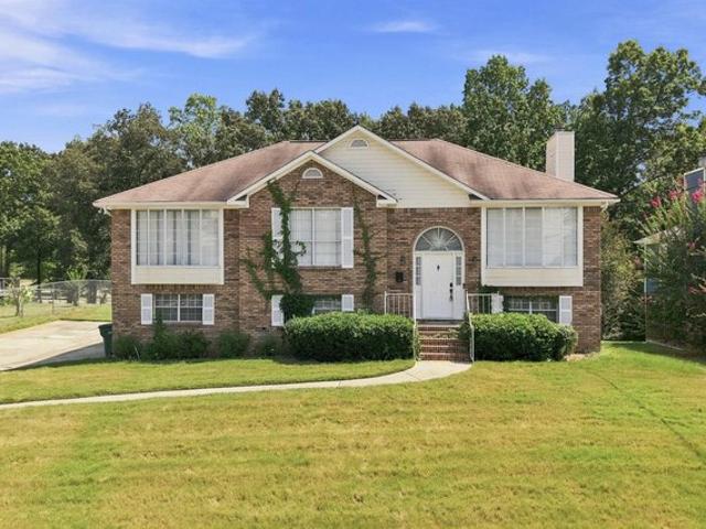 1408 Smithfield Forest Cir, Pleasant Grove, AL 35127