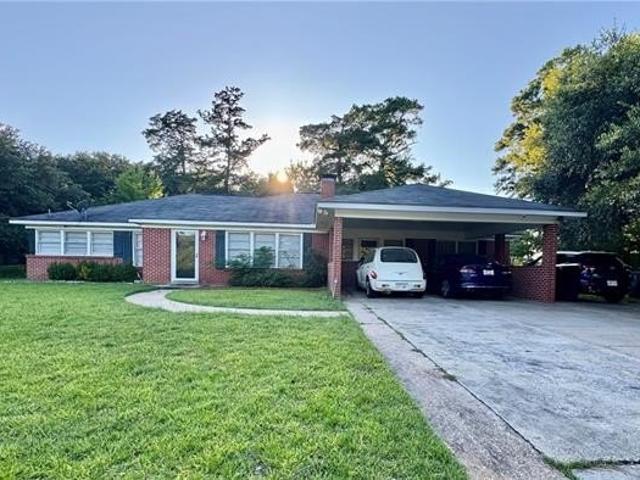 1408 W Lakeshore Dr, Natchitoches, LA 71457
