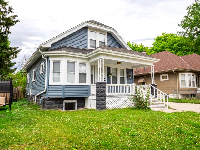 1408 W Manitoba St
