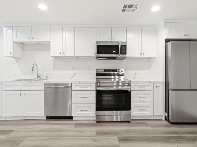1408 W Washington Blvd, Unit 2, Los Angeles, CA 90007 | MLS #26789 | Compass