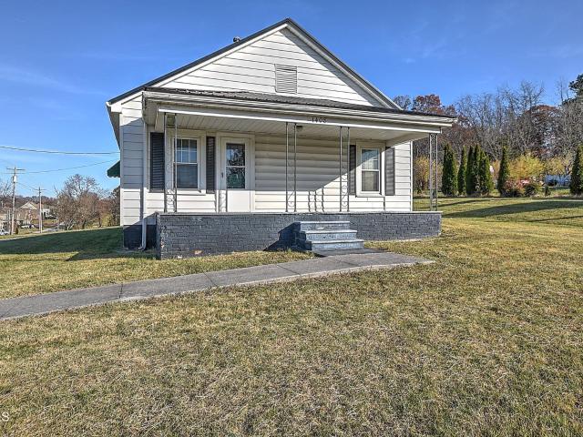 1408 West College Street
