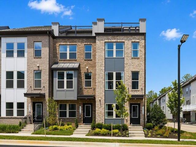 14092 Onyx St, Woodbridge, VA 22193