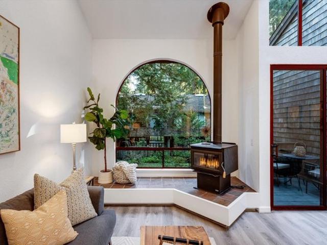 14094 Sosna Way, Guerneville, CA 95446