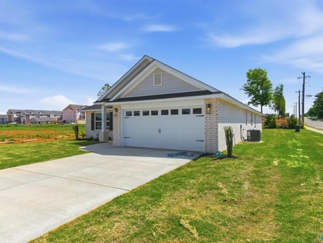 14098 Wildflower Dr, Harvest, AL 35749